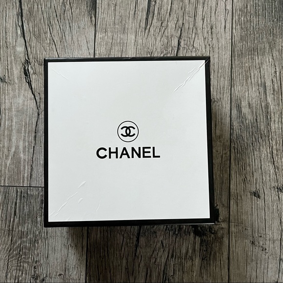 CHANEL | Other | Chanel Gift Box | Poshmark